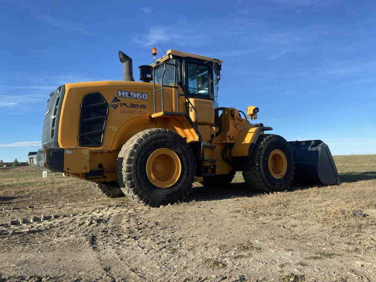 CASE 621G Wheel Loader Overview: Specs, Lift Capacity, And Performance